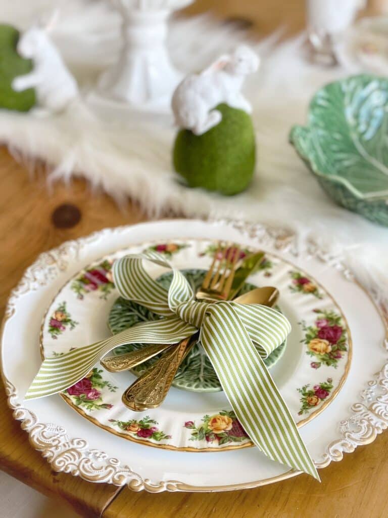 An Easy and Elegant Easter Table ⋆ SomeTyme Place