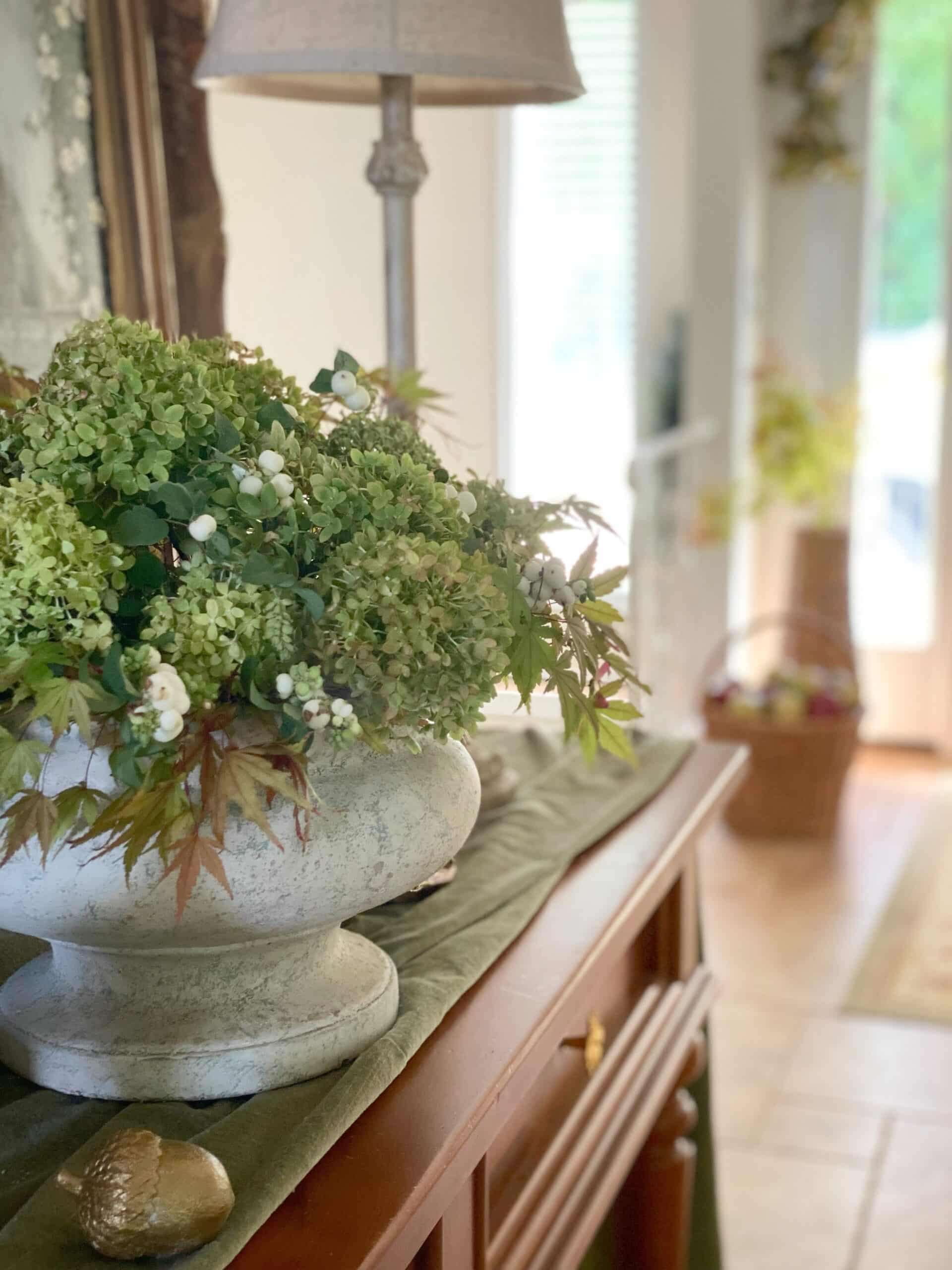 Autumn at Hidden Bluff 2023: Entryway Decor ⋆ SomeTyme Place